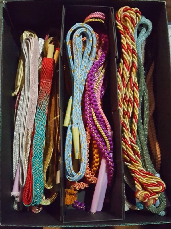 Quick & Easy Obijime Tassel Storage Solution - 着物月 Kimono Tsuki