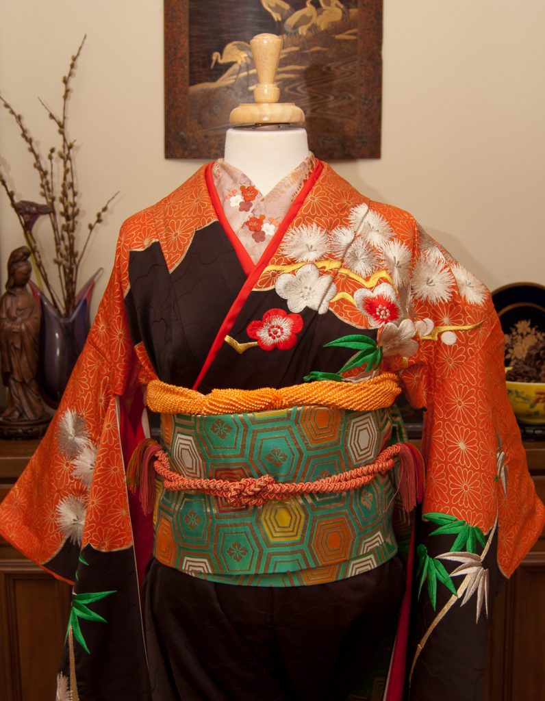 A Little Maiko Inspiration - 着物月 Kimono Tsuki