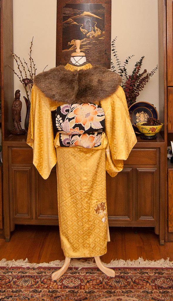 Hufflepuff Kitsuke - 着物月 Kimono Tsuki