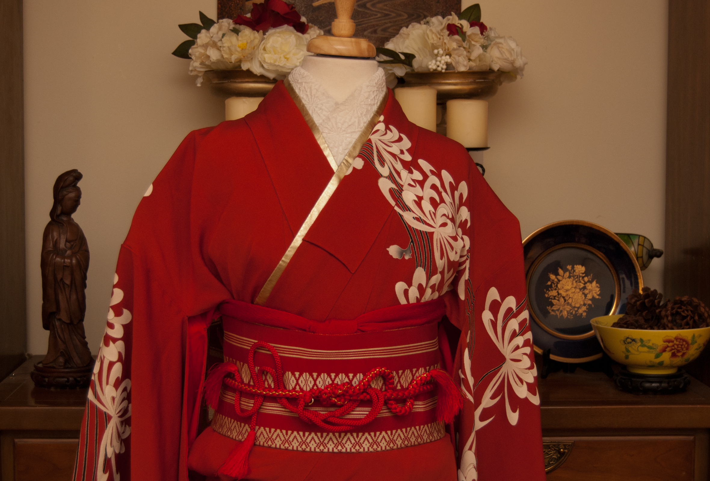 #MonoKimono Challenge - Bold Red - 着物月 Kimono Tsuki