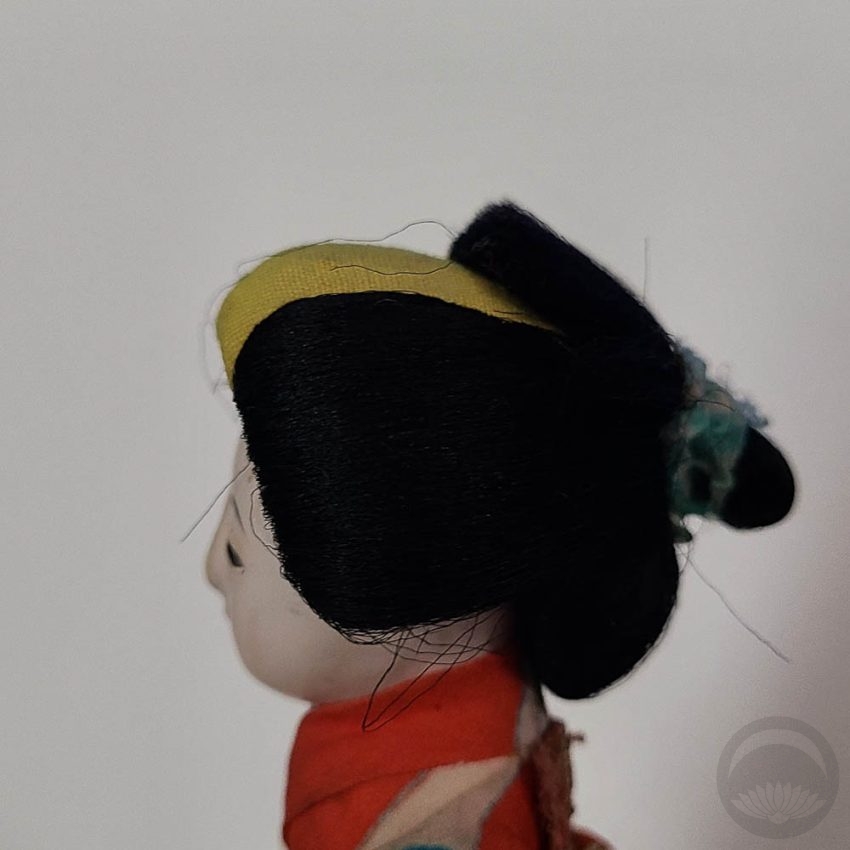 Katsura Ningyo - Japanese Doll with Six Wigs - 着物月 Kimono Tsuki