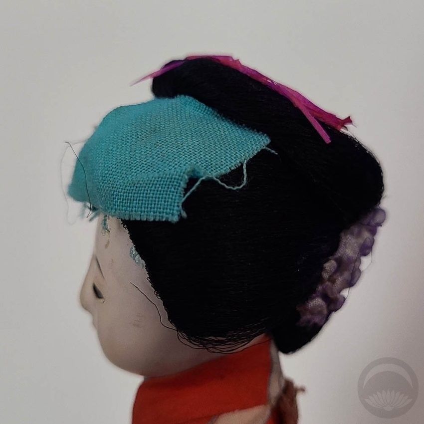 Katsura Ningyo - Japanese Doll with Six Wigs - 着物月 Kimono Tsuki