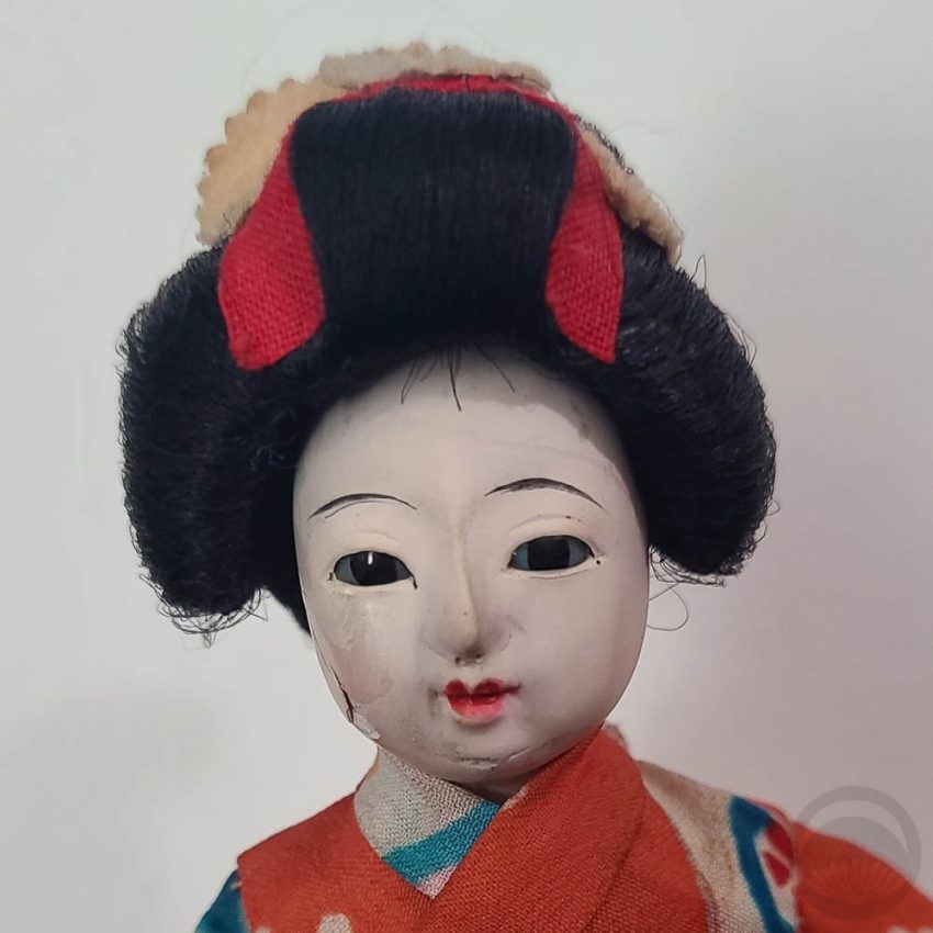 Katsura Ningyo - Japanese Doll with Six Wigs - 着物月 Kimono Tsuki