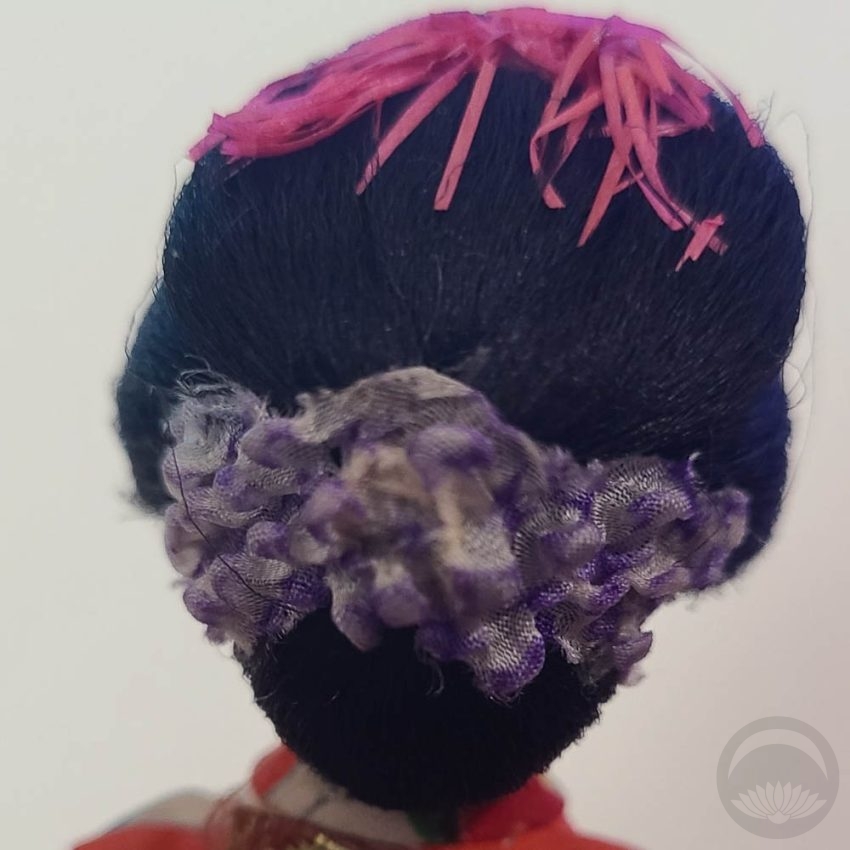 Katsura Ningyo - Japanese Doll with Six Wigs - 着物月 Kimono Tsuki