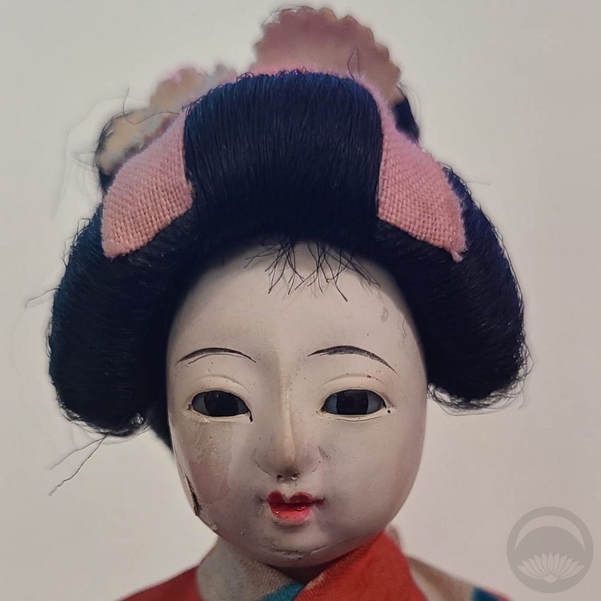 Katsura Ningyo - Japanese Doll with Six Wigs - 着物月 Kimono Tsuki